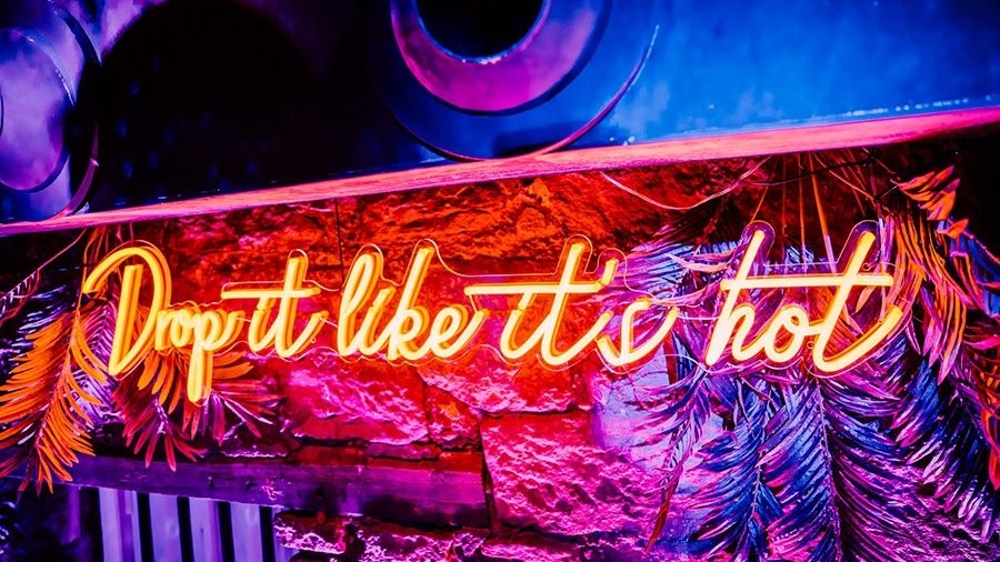 Common Neon Errors and How to Fix Them? – ONE Neon™ Sign - Australia